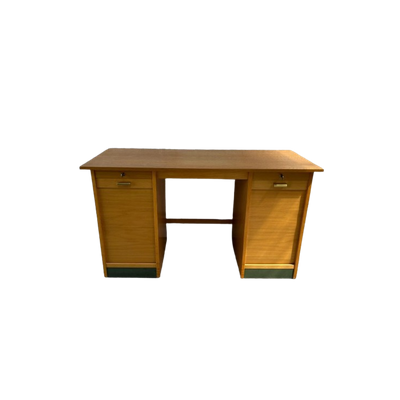 Klein Vintage Bureau Van Hout Met Rolkasten En Lades | Bureau | Vintage ...