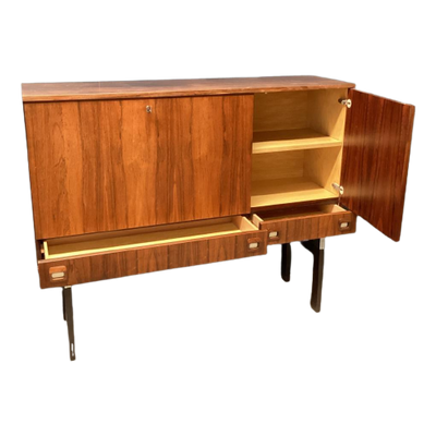 Hoog Dressoir, Fristho Jaren 60 | Dressoir | Mid-Century | Reliving