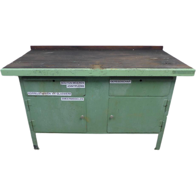 Prachtige Industriele Groene Metalen Werkbank | Kast | Industrieel ...